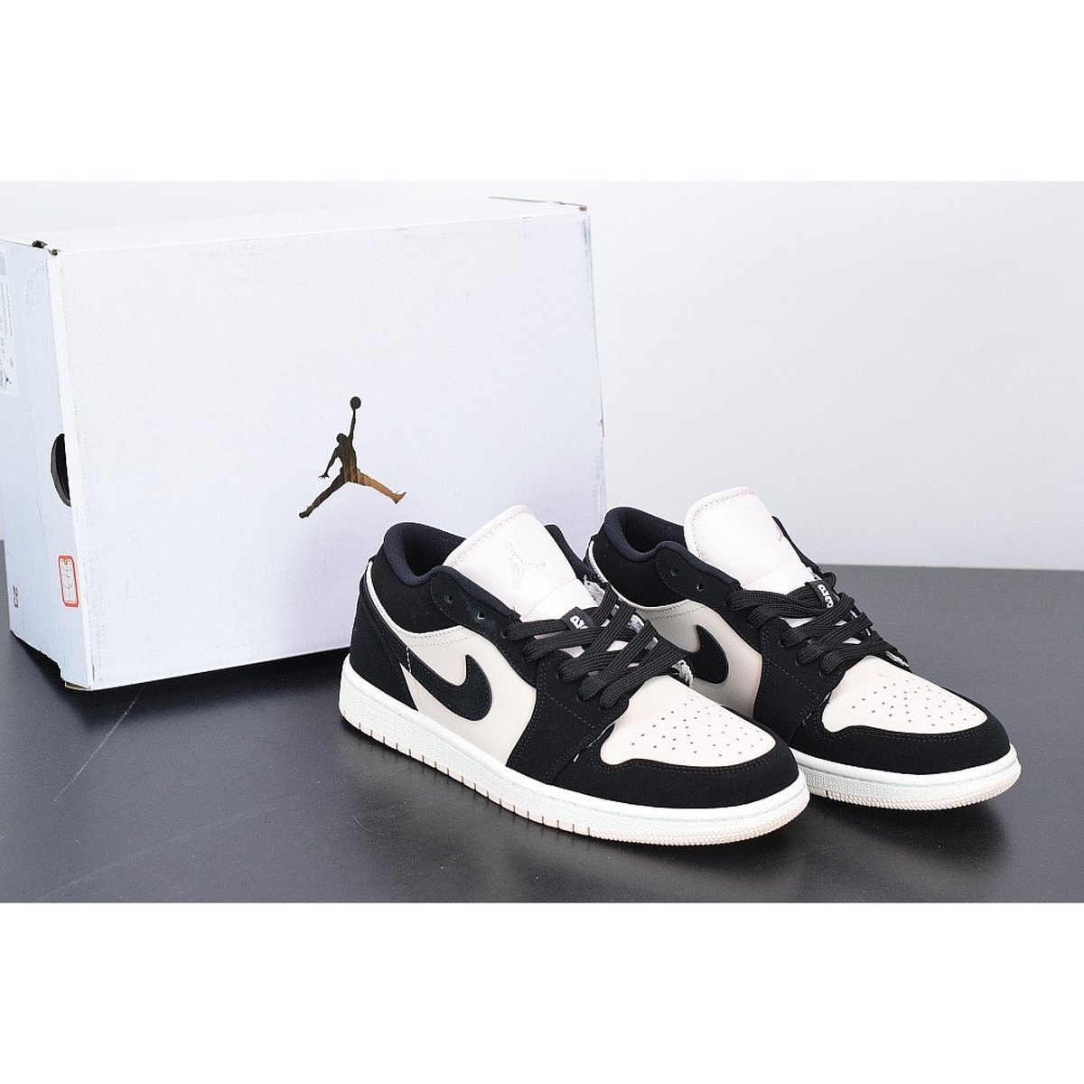 Air Jordan 1 Low "Guava Ice" DC0774-003