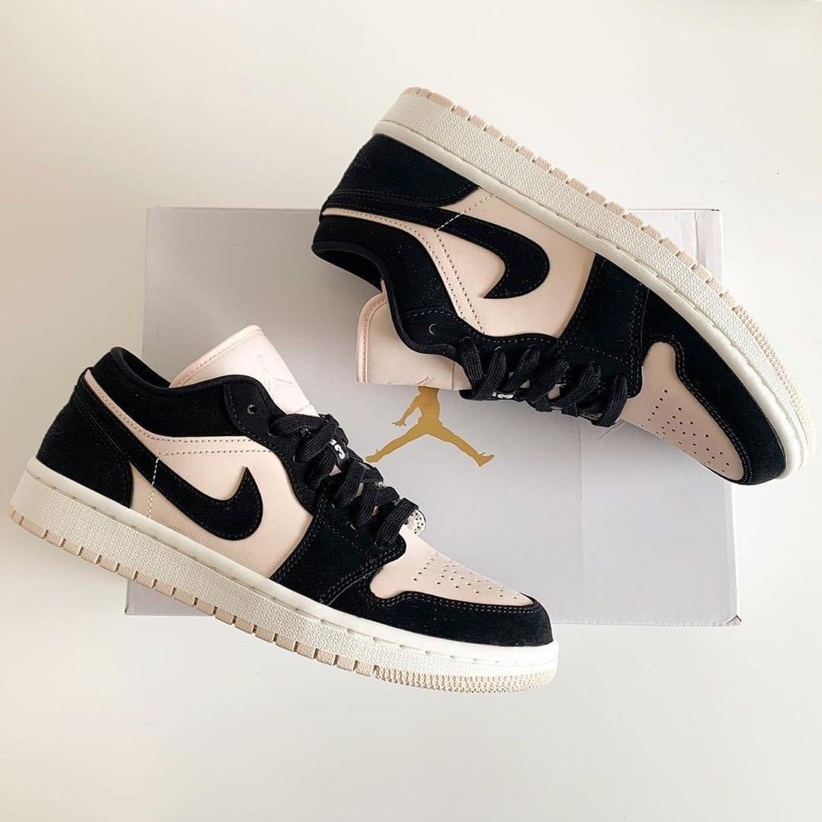 Air Jordan 1 Low "Guava Ice" DC0774-003